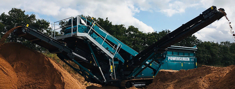 Powerscreen® – Crible à 2 étages Chieftain 2100X – Produits Gallery